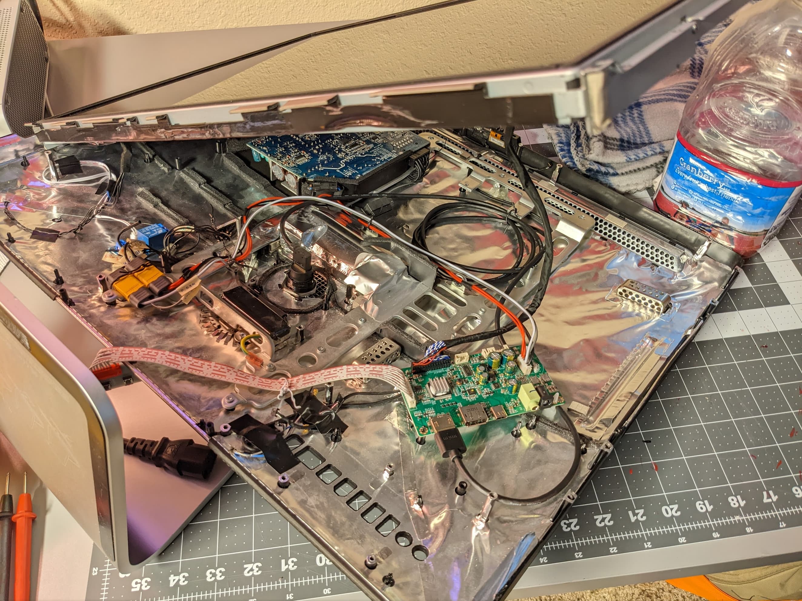 Converting an old iMac into a standalone monitor - Eric Eastwood