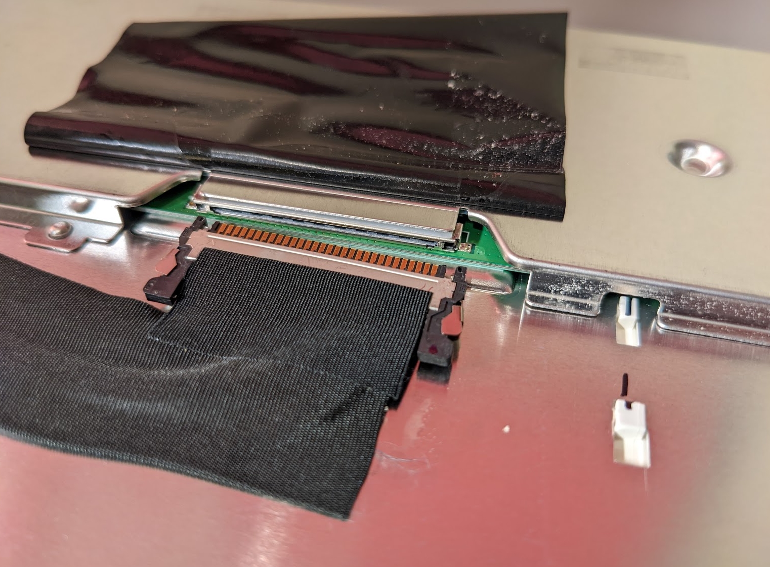 Converting an old iMac into a standalone monitor - Eric Eastwood